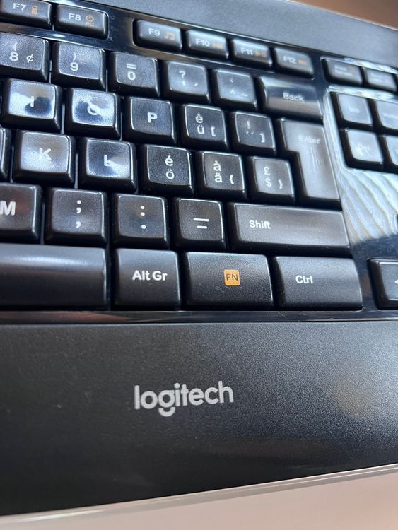 Logitech K800 iluminated, Wireless Keyboard, gebraucht (Gebraucht) in ...