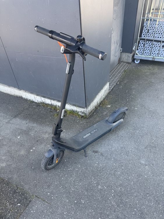 E- Scooter Ninebot e2 PRO powered by Segway! (Gebraucht) in Lyss für ...