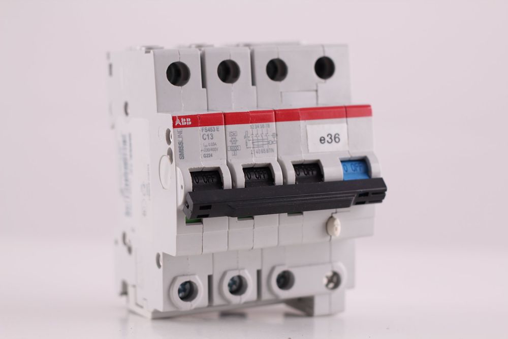 ABB SMISSLINE FS453 E C13 FI (Gebraucht) in Winterthur für CHF 40 – mit Lieferung auf Ricardo kaufen