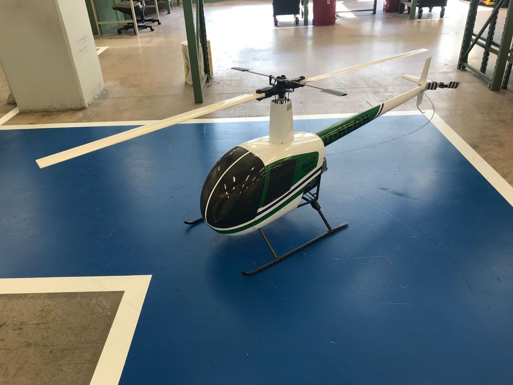 Vario 1/4 Robinson R22 | Comprare su Ricardo