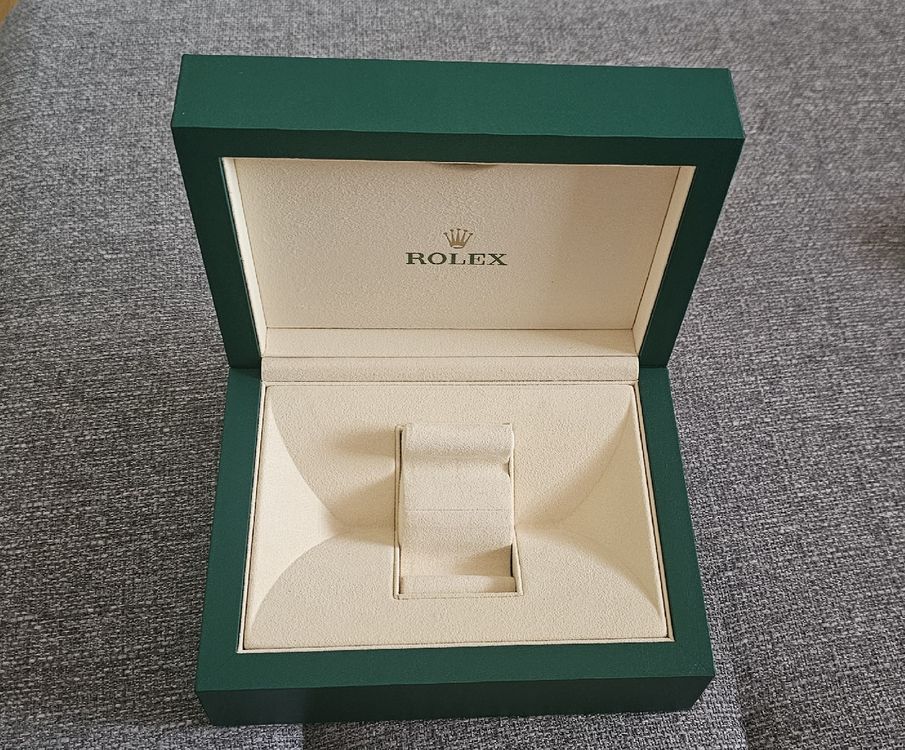 Boîte Rolex verte (Defekt) in Genève für CHF 66 – mit Lieferung auf ...