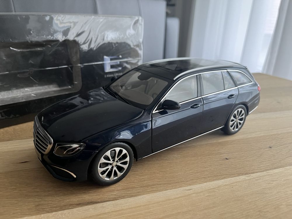 Mercedes-Benz E-klasse (S213) iScale 1/18 (Gebraucht) in Léchelles für ...