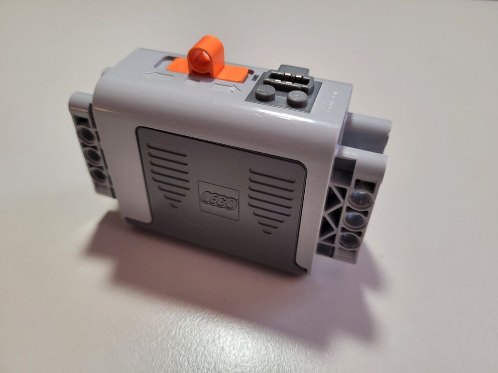 15: Lego Power Functions Batteriebox (Technic) (Gebraucht) in Buttikon ...