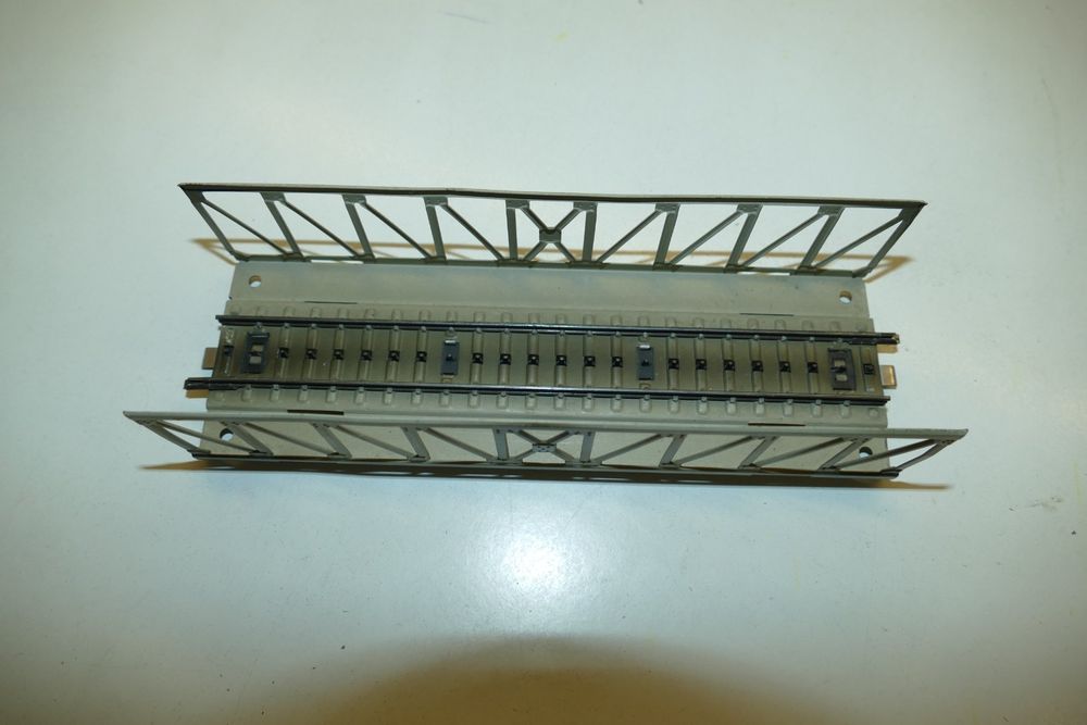 Märklin H0: Gerade Gitterbrücke (K.Nr. 7162) Einheit 2 (Gebraucht) in ...