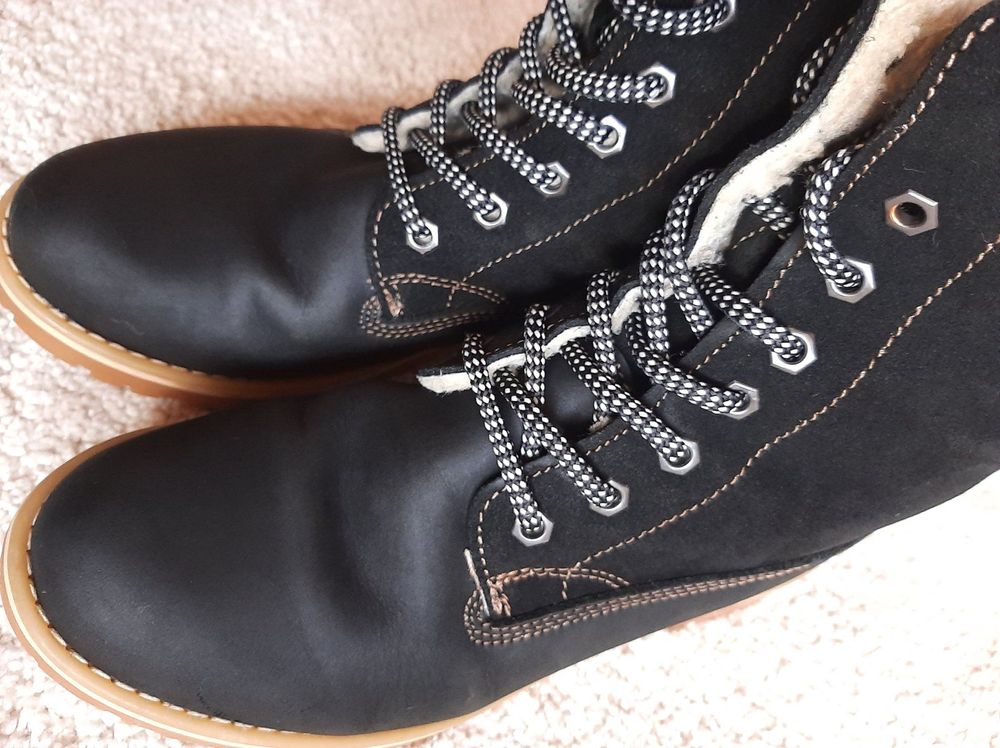 Tamaris Schnürstiefeletten gefüttert Gr. 39 (Gebraucht) in Muotathal ...