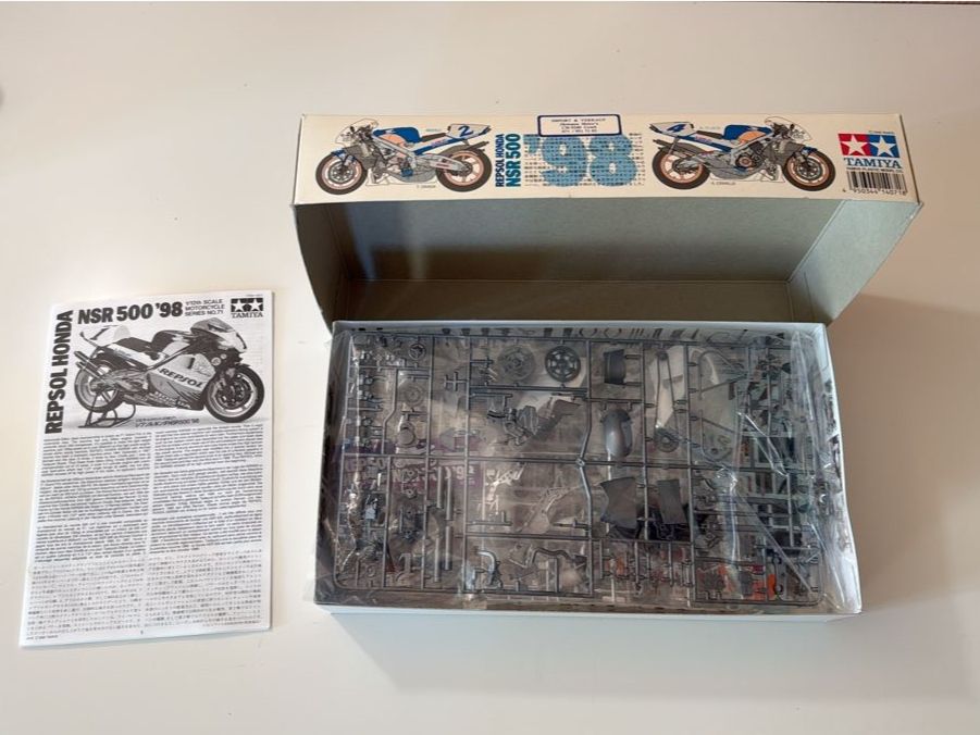TAMIYA 1/12 Honda NSR500 '98 Originalverpackt (Neu und originalverpackt ...