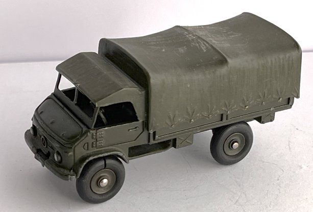 Dinky Toys Mercedes Unimog No 821 (France) (Gebraucht) in Fulenbach für ...