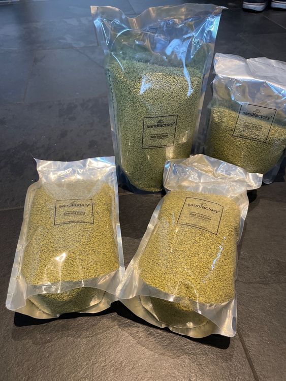 Streudeko Sand und Steine (Neu (gemäss Beschreibung)) in Dorf für CHF 5 – mit Lieferung auf ...