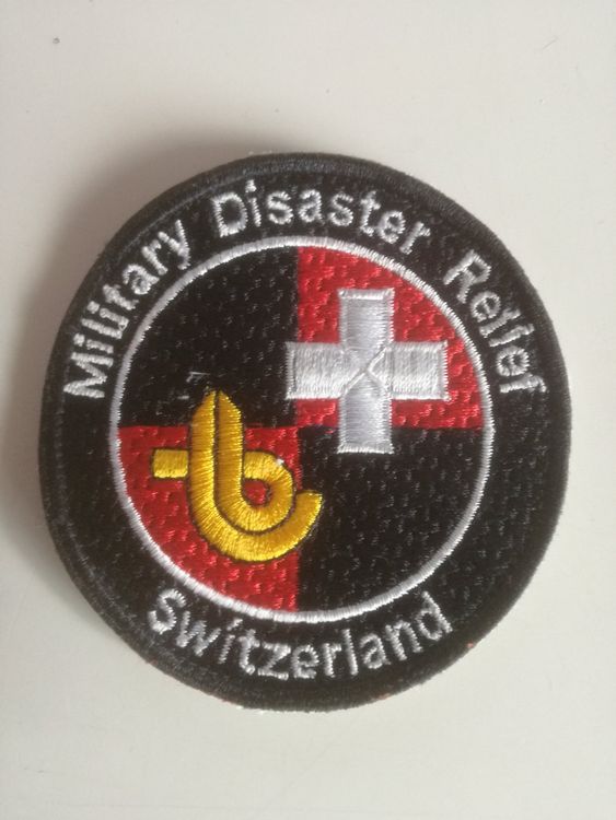 Badge "Military Disaster Relief Switzerland" | Kaufen auf Ricardo