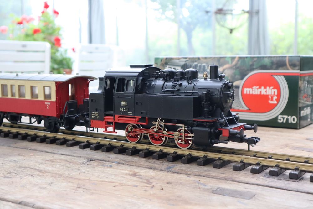 Märklin BR 80 Dampflok + Personenwagen - Spur 1 5710 / 5801 (Defekt) in Winterthur für CHF 109 ...