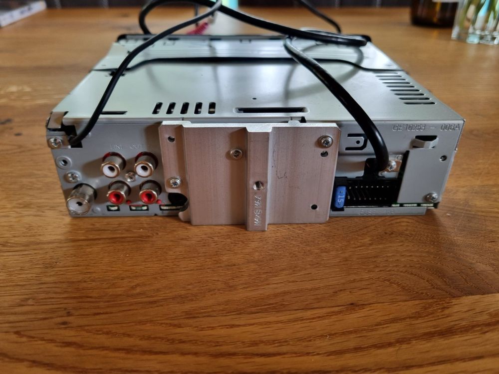 JVC Autoradio KD-R711 | Kaufen auf Ricardo