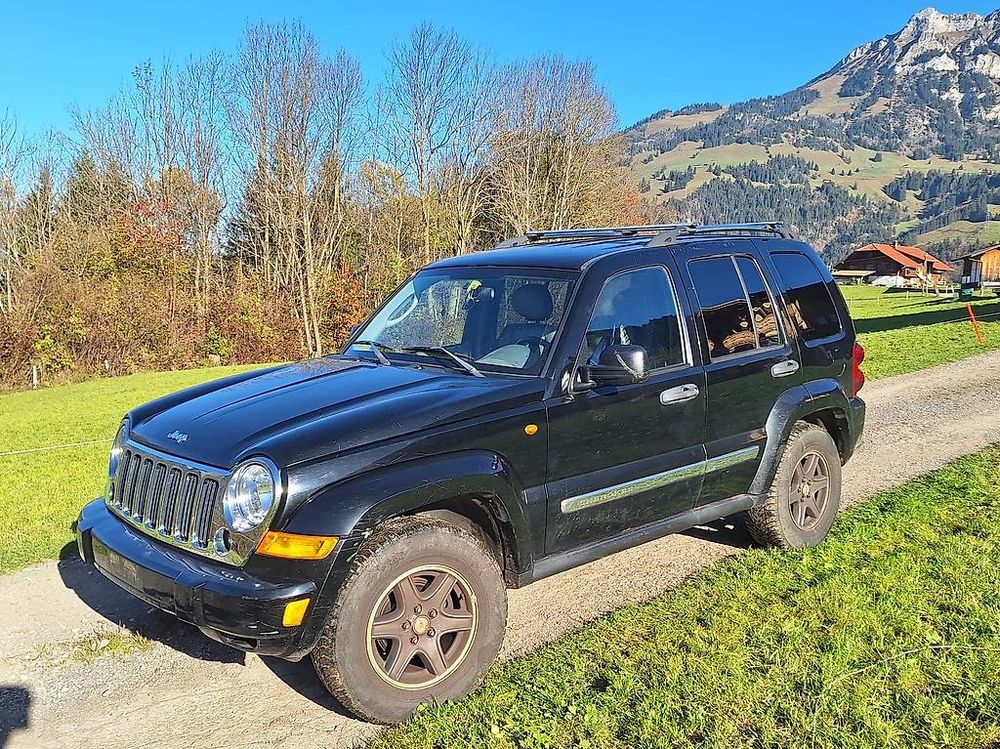 Jeep cherokee 2.8 CDI (Defekt) in frutigen für CHF 800 – nur Abholung auf Ricardo kaufen