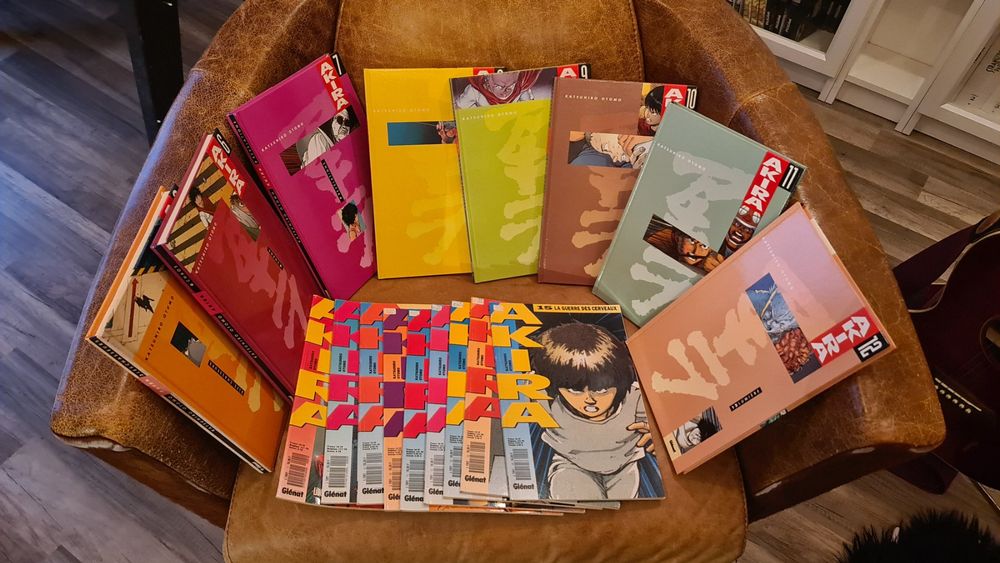 Akira - 17 volumes - très bon état (D'occasion) à Crémines pour CHF 50 ...