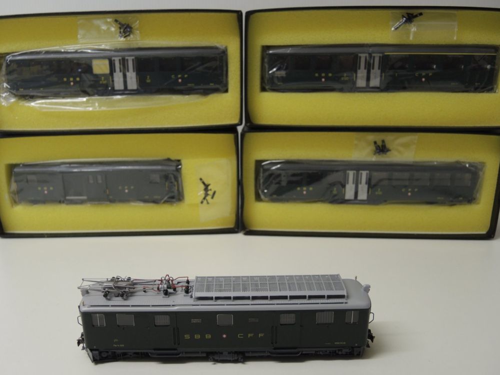 HRF1 Brünig Fhe 4/6 mit 4 Personenwagen grün (Neu (gemäss Beschreibung ...