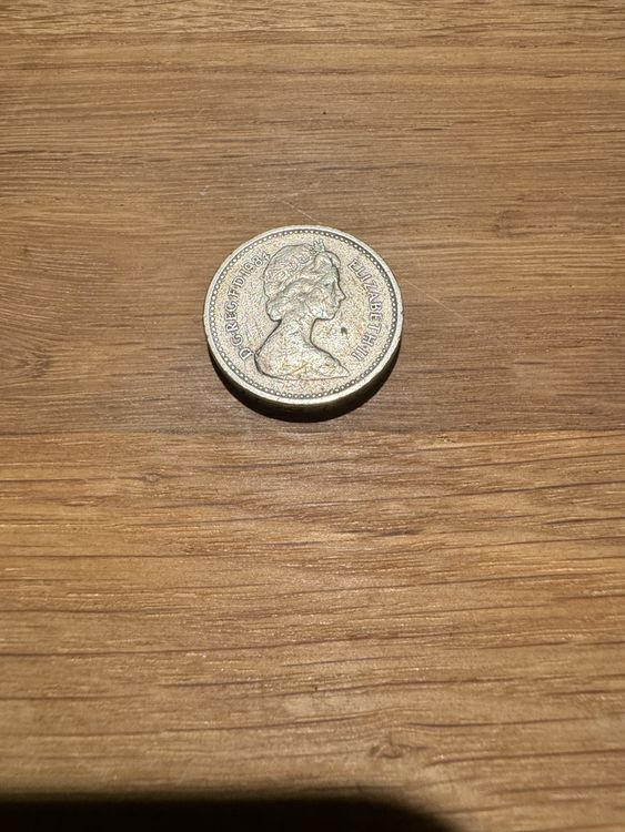 One Pound 1984 Upside-Down Lettering | Kaufen auf Ricardo