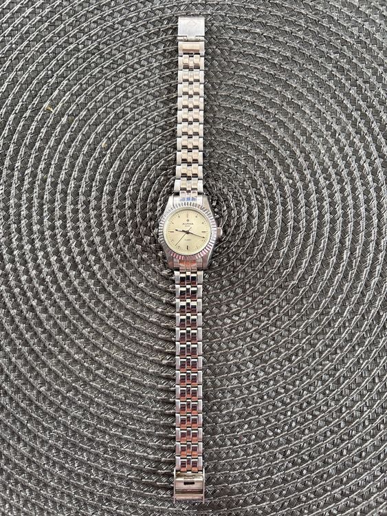 Montre Alpha Basic Classic Femme - Élégante et intemporel... (D'occasion) à pringy pour CHF 10 ...