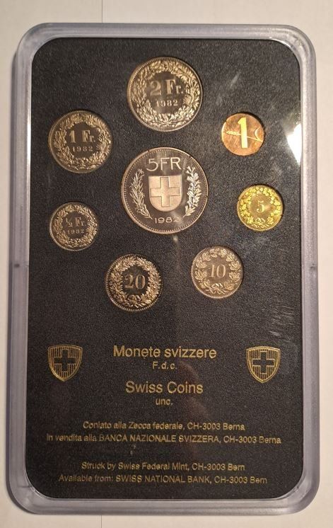 Satz schweizer Münzen von 1982 (Neu (gemäss Beschreibung)) in Wädenswil für CHF 15 – mit ...