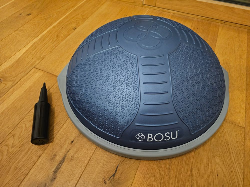 Original Bosu Pro NexGen 65 cm mit Pumpe (Gebraucht) in Au SG für CHF ...