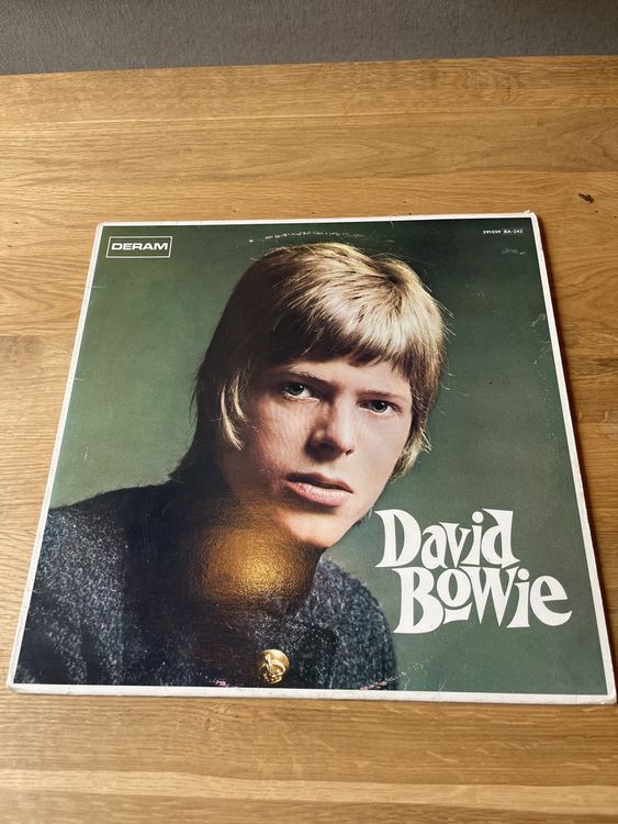 David Bowie first LP (Gebraucht) in Chavannes-de-Bogis für CHF 40 – mit ...