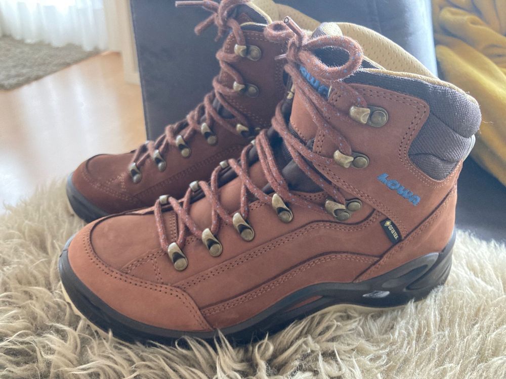 NEUE LOWA Wanderschuhe | Kaufen auf Ricardo