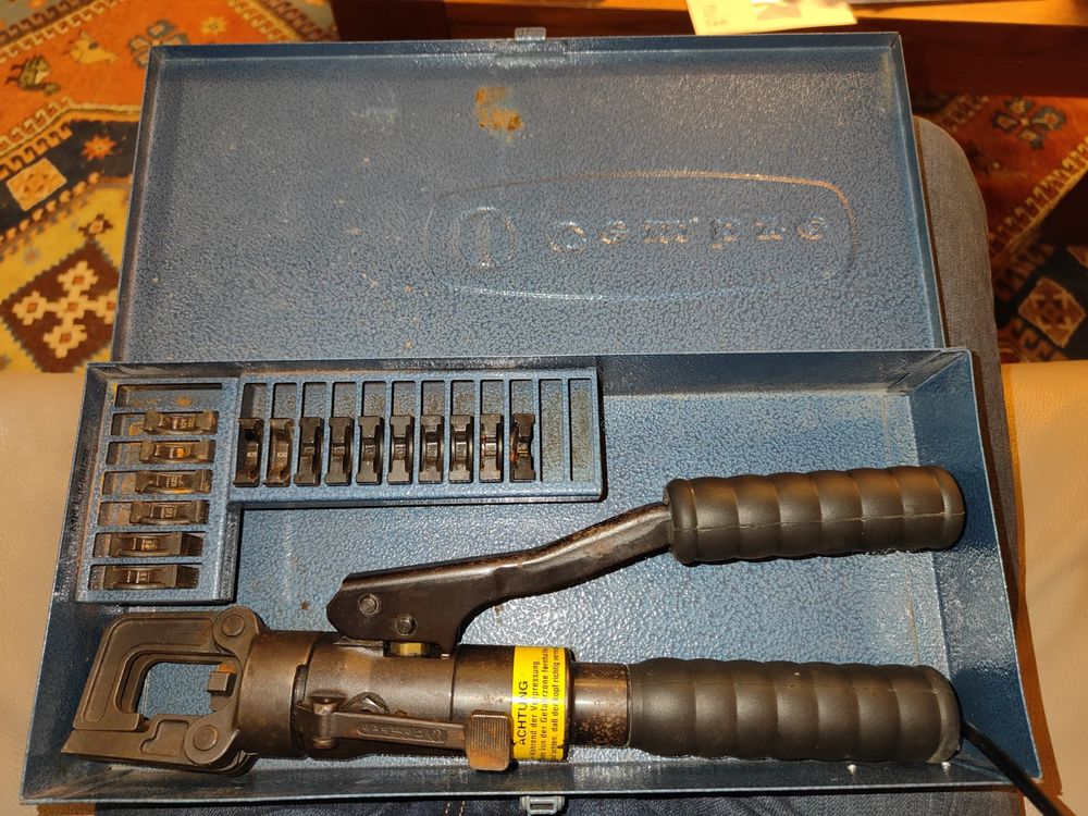 Hydraulische Crimp Zange Cembre HT45 45KN (600 Bar) (D) (Gebraucht) in ...