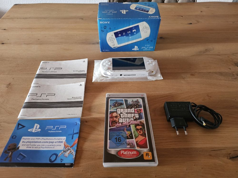 PSP Street Ice White inklusiv GTA & Originalverpackung (Gebraucht) in ...