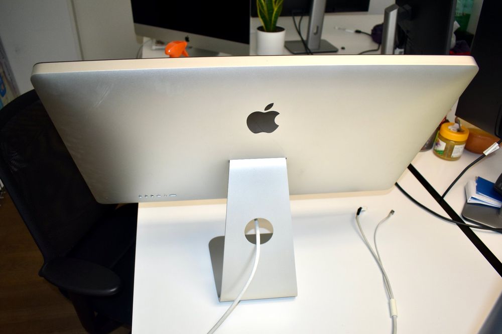 Apple Thunderbolt Display 27" A 1407 / 2560 x 1440 px | Kaufen auf Ricardo