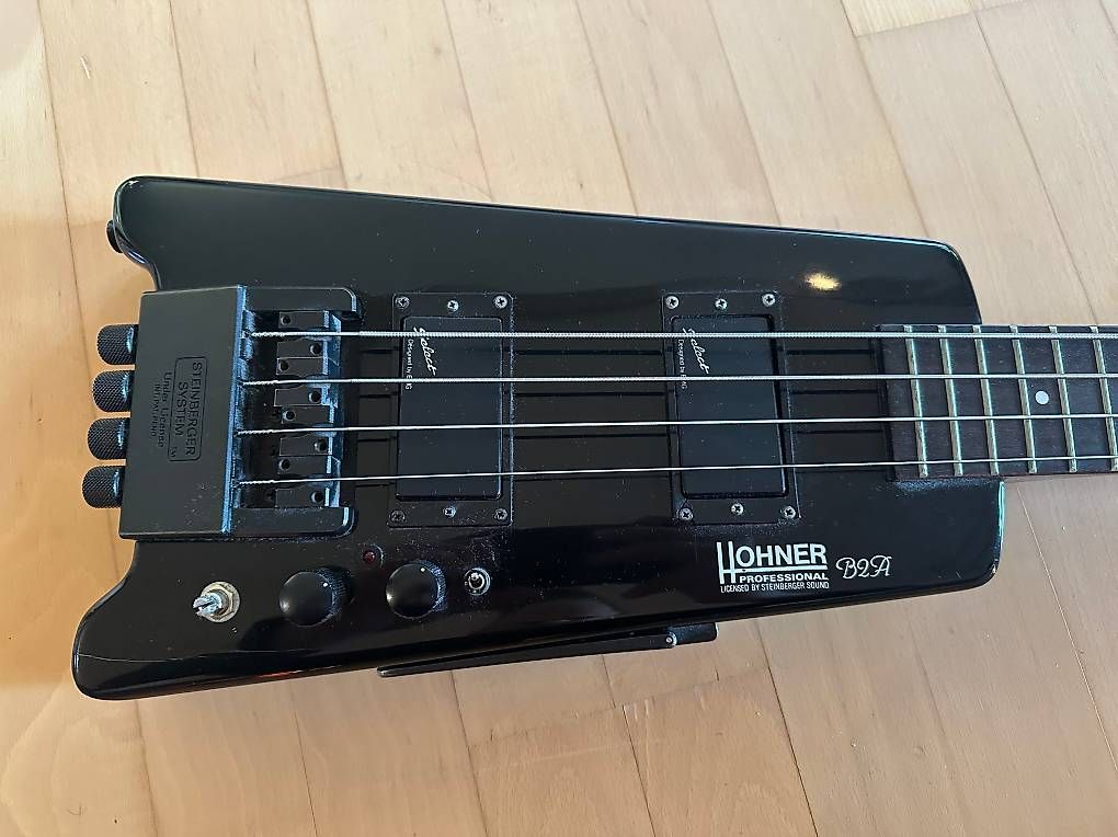 Vintage Hohner B2A Headless Bass mit Steinberger-Design (Gebraucht) in ...
