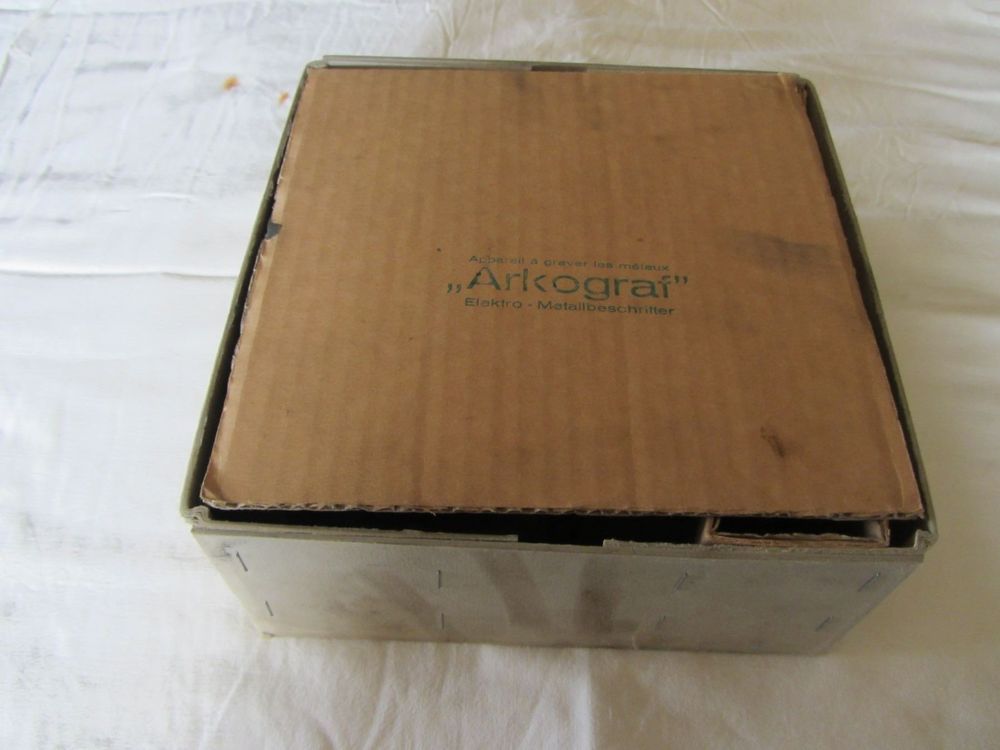Arkograf Elektro Metallbeschrifter (Gebraucht) in Kleindöttingen für ...