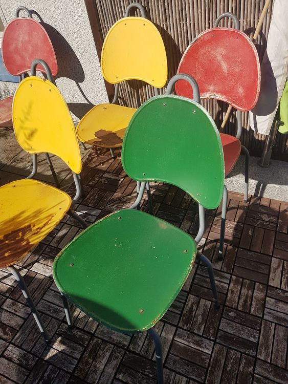 Metalstühle mit viel Patina (Gebraucht) in Zürich für CHF 20 – nur ...
