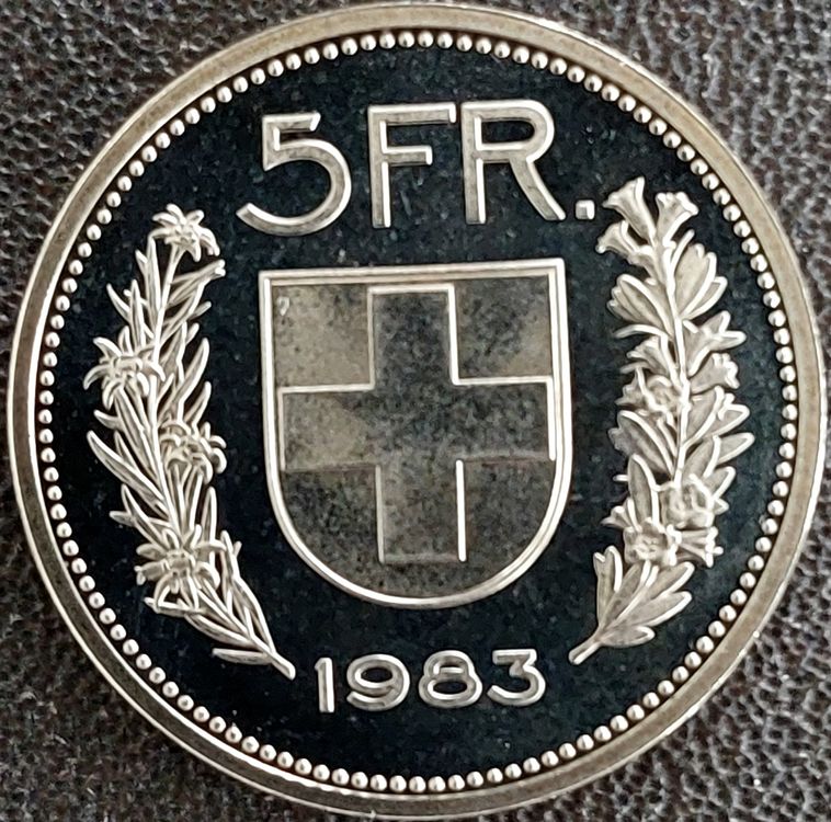5 Franken 1983 stgl. / aus Münzsatz (Neu (gemäss Beschreibung)) in Arch für CHF 15 – mit ...