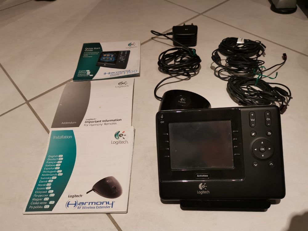 Logitech Harmony 1100 Universal Remote Color Touch Screen (Gebraucht) in Root für CHF 49 – mit ...