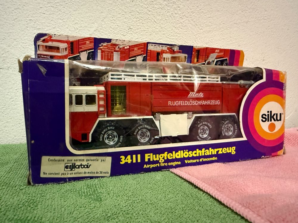 Siku 34I1 Flugfeldlöschfahrzeug (Neu und originalverpackt) in ...