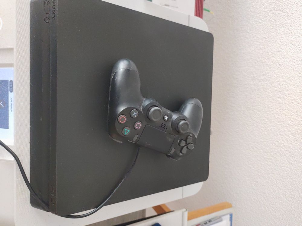 Playstation 4 1 TB (Gebraucht) in Schiers für CHF 134 – mit Lieferung ...