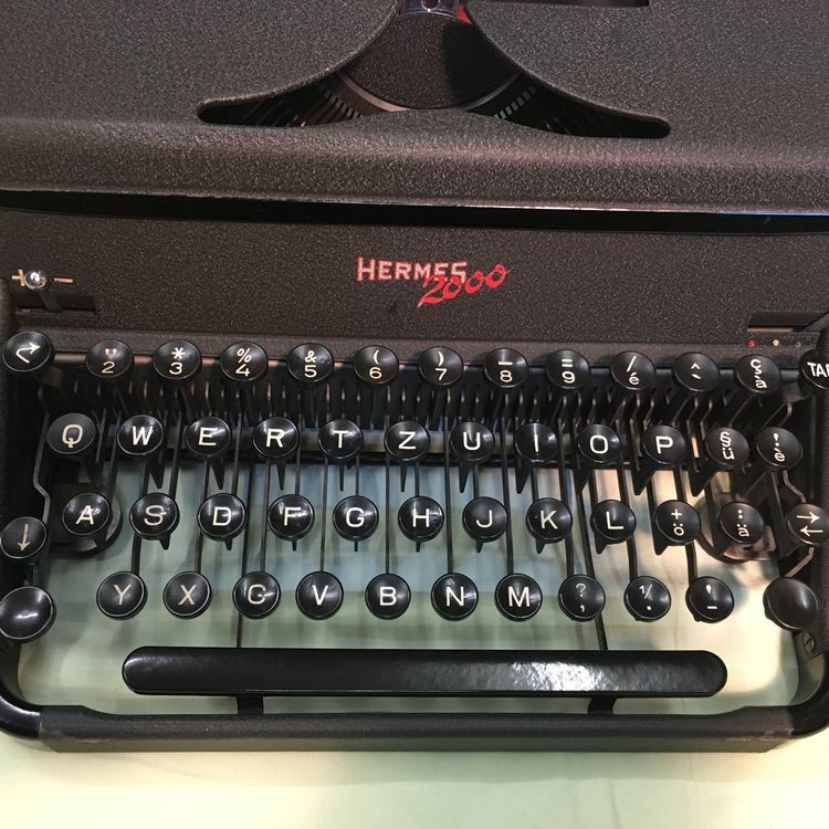 HERMES 2000 SCHREIBMASCHINE / TOP ZUSTAND (Gebraucht) in Hombrechtikon ...