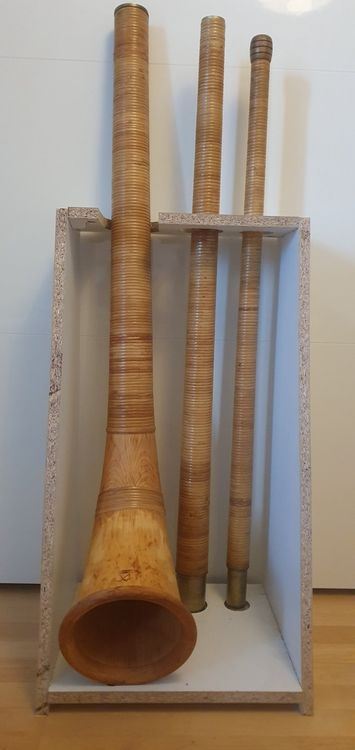 Stocker Alphorn (Gebraucht) in Rotkreuz für CHF 1500 – nur Abholung auf ...