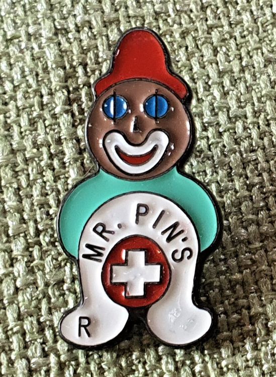 E628 - Pin R MR. Pin's Männchen (Gebraucht) in Reinach BL für CHF 1.6 ...