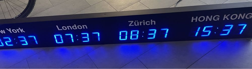 Digital world time zone wall Clocks (Börsenuhr) | Kaufen auf Ricardo