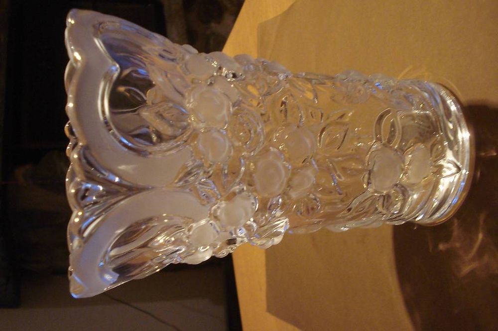 vase a fleurs (D'occasion) à St-Barthélemy VD pour CHF 10 – retrait ...