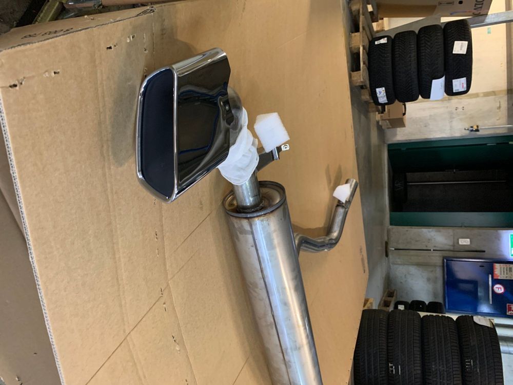 BMW X5 F15 Auspuff Neu ab 1 Fr. (Neu und originalverpackt) in ...
