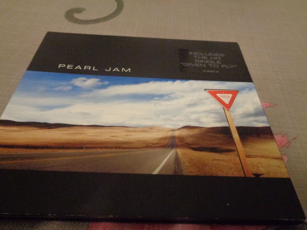 Pearl Jam - Yield CD (Gebraucht) in Olten für CHF 3 – mit Lieferung auf ...