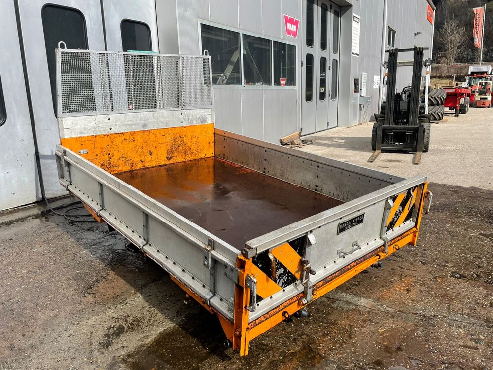 Kippbrücke für Unimog (Gebraucht) in Chiggiogna für CHF 2000 – nur Abholung auf Ricardo kaufen