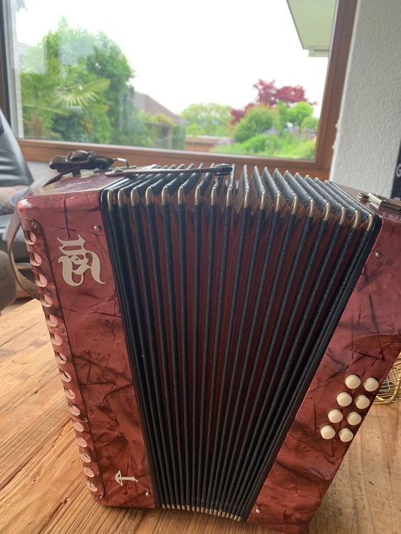 Handharmonika Tell Bachenbülach (Gebraucht) in Kirchdorf AG für CHF 100 ...