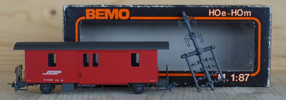 RhB Gepäckwagen D2 4038. Bemo Art. 3263. HOm. (Gebraucht) in Horw für ...