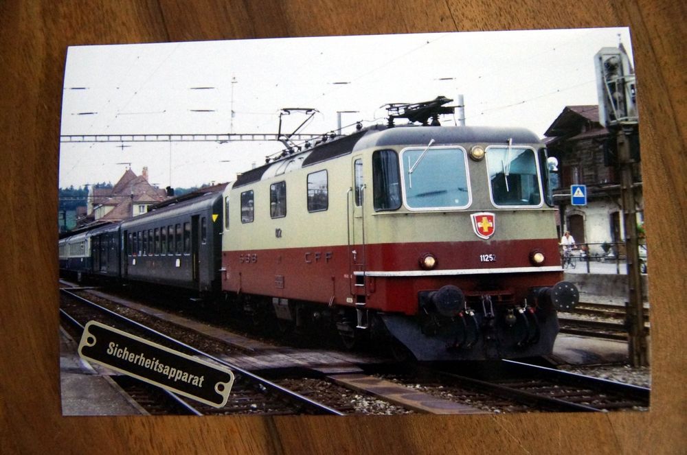 SBB Re 4/4 II Nr. 11252 TEE - Spiez, 1985 | Kaufen auf Ricardo