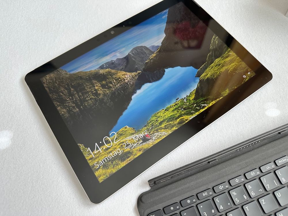 Microsoft Surface Go 1 (Gebraucht) in Glattpark(Opfikon) für CHF 199 ...
