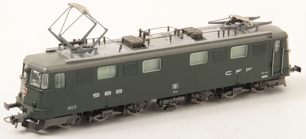 Roco 4195 E-Lok Ae 6/6 SBB, H0 DC analog (S54) (Gebraucht) in Anglikon für CHF 46 – mit ...