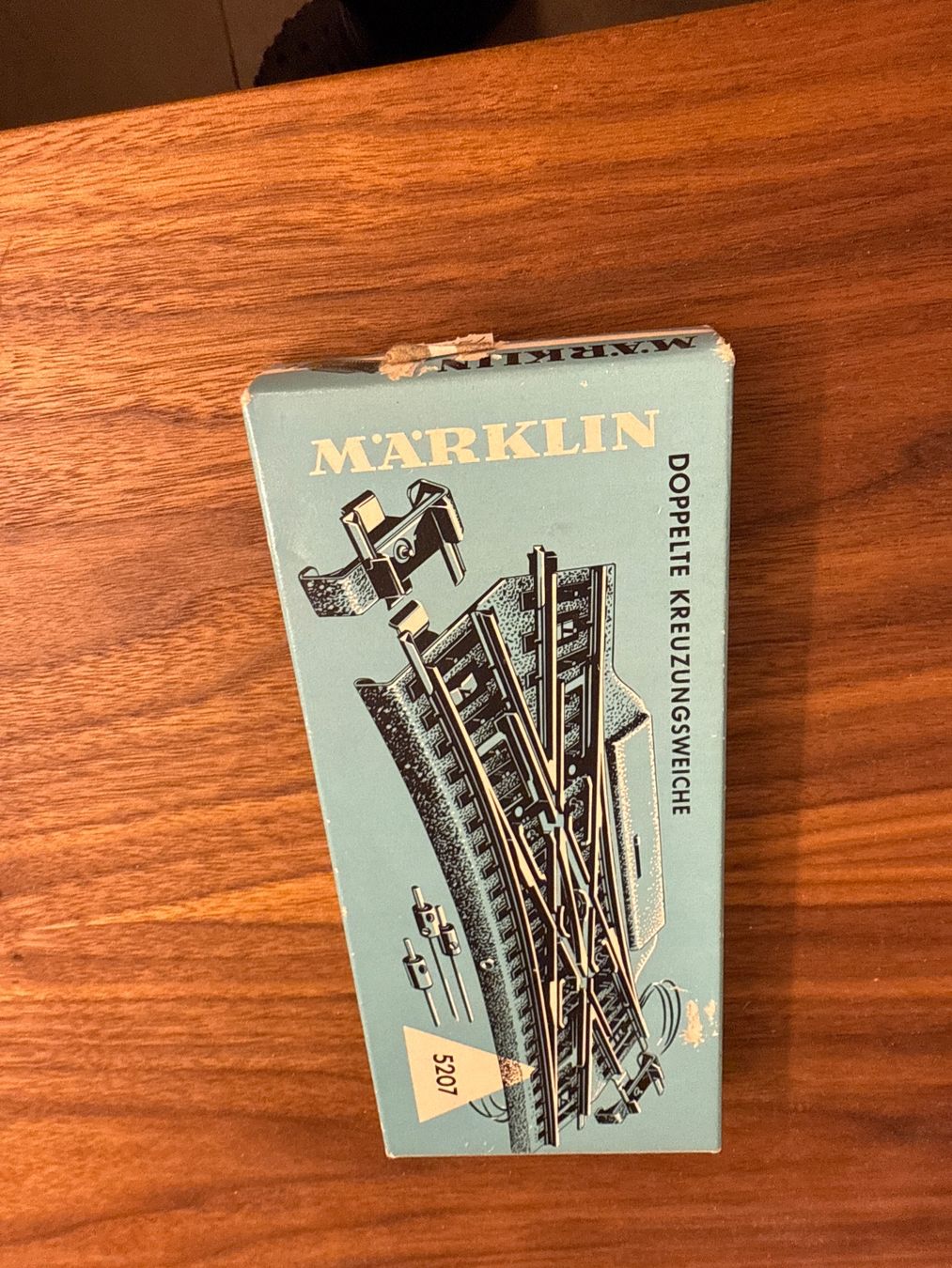 Märklin HO M-Gleis Kreuzungsweiche 5207 mit OVP (Gebraucht) in Linthal ...
