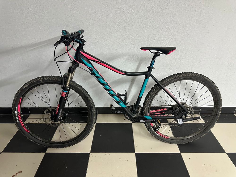 Vélo Scott Contessa Scale 710 (Gebraucht) in Avry-sur-Matran für CHF ...