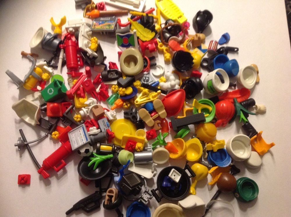 Playmobil Viele kleine Teile (Gebraucht) in Gelterkinden für CHF 7 – mit Lieferung auf Ricardo ...